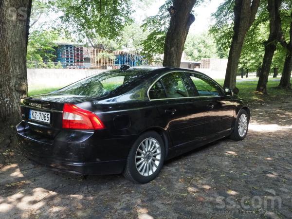 Синий Вольво С80 2007 в Рига, объемом двигателя 2.40 л и пробегом 231 тыс. км за 4700 €, фото 2 на AUTOMOTO.COM.LV