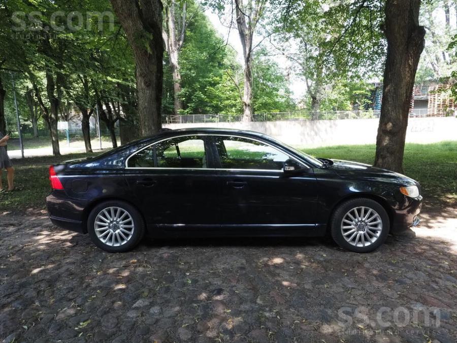 Zils Volvo S80 2007 Rīga, ar dzinēja tilpumu 2.40 L un nobraukumu 231 tūkst. km par 4700 €, foto 4 vietnē AUTOMOTO.COM.LV