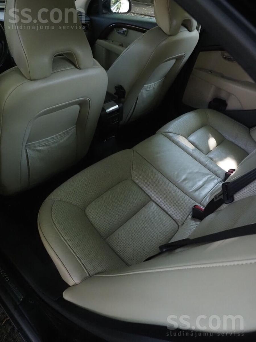 Zils Volvo S80 2007 Rīga, ar dzinēja tilpumu 2.40 L un nobraukumu 231 tūkst. km par 4700 €, foto 17 vietnē AUTOMOTO.COM.LV