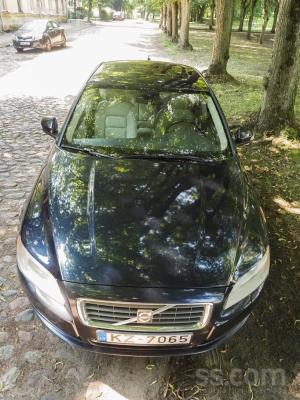 Zils Volvo S80 2007 Rīga, ar dzinēja tilpumu 2.40 L un nobraukumu 231 tūkst. km par 4700 €, foto 23 vietnē AUTOMOTO.COM.LV