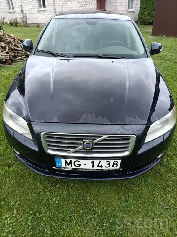Zils Volvo S80 2007 Jēkabpils, ar dzinēja tilpumu 2.40 L un nobraukumu 259 tūkst. km par 1000 €, foto 3 vietnē AUTOMOTO.COM.LV