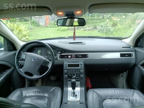Zils Volvo S80 2007 Jēkabpils, ar dzinēja tilpumu 2.40 L un nobraukumu 259 tūkst. km par 1000 €, foto 8 vietnē AUTOMOTO.COM.LV