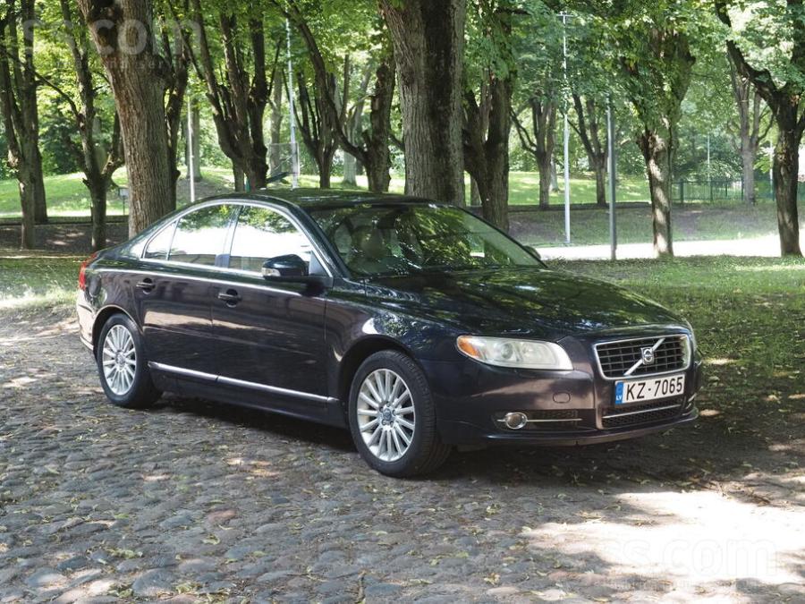 Zils Volvo S80 2007 Rīga, ar dzinēja tilpumu 2.40 L un nobraukumu 231 tūkst. km par 4100 €, foto 1 vietnē AUTOMOTO.COM.LV