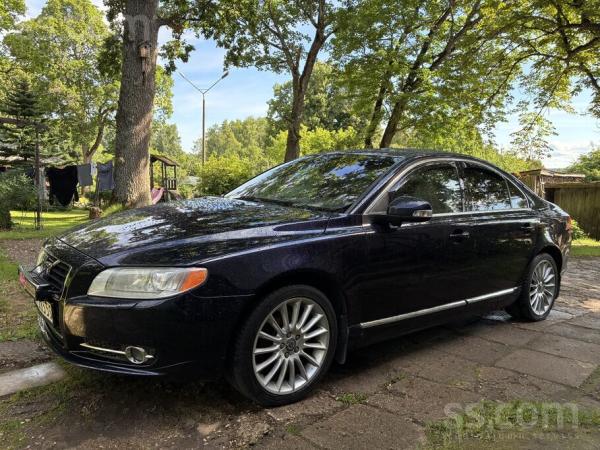 Blue Volvo S80 2007 in Cesis, with an engine capacity of 2.40 L and mileage of 260 thousand km for 8000 €, photo 2 on AUTOMOTO.COM.LV