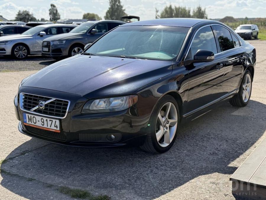 Blue Volvo S80 2007 in Riga, with an engine capacity of 2.40 L and mileage of 411 thousand km for 2700 €, photo 4 on AUTOMOTO.COM.LV