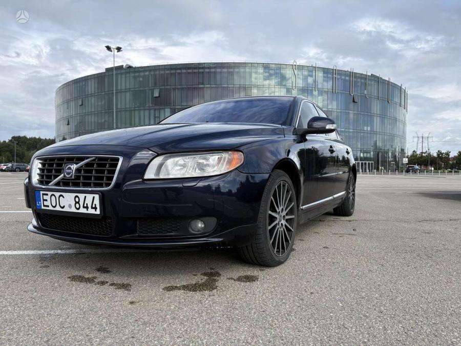 Zils Volvo S80 2007 Šauļi, ar dzinēja tilpumu 2.40 L un nobraukumu 370 tūkst. km par 2150 €, foto 4 vietnē AUTOMOTO.COM.LV