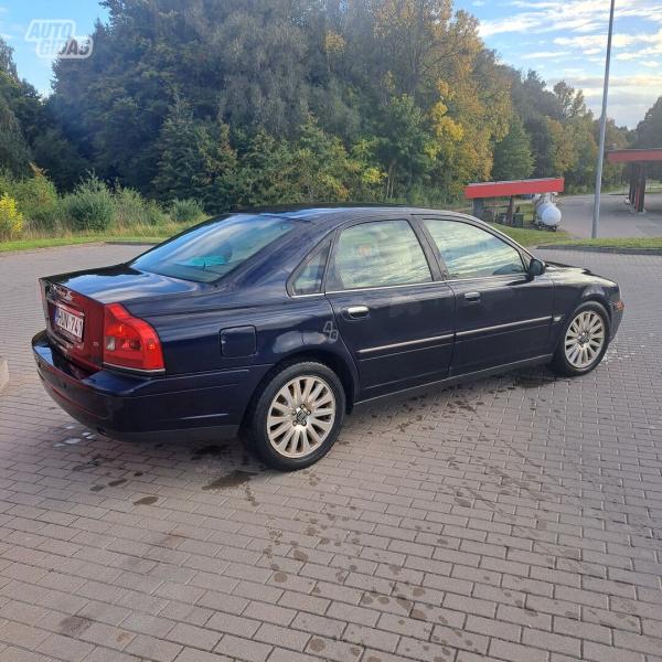 Blue Volvo S80 2007 in Alytus, with an engine capacity of 2.40 L and mileage of 425 thousand km for 1250 €, photo 5 on AUTOMOTO.COM.LV