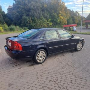 Blue Volvo S80 2007 in Alytus, with an engine capacity of 2.40 L and mileage of 425 thousand km for 1250 €, photo 5 on AUTOMOTO.COM.LV