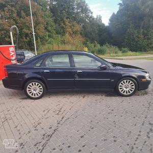 Blue Volvo S80 2007 in Alytus, with an engine capacity of 2.40 L and mileage of 425 thousand km for 1250 €, photo 6 on AUTOMOTO.COM.LV