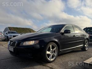 Zils Volvo S80 2007 Rīga, ar dzinēja tilpumu 2.40 L un nobraukumu 411 tūkst. km par 2550 €, foto 4 vietnē AUTOMOTO.COM.LV
