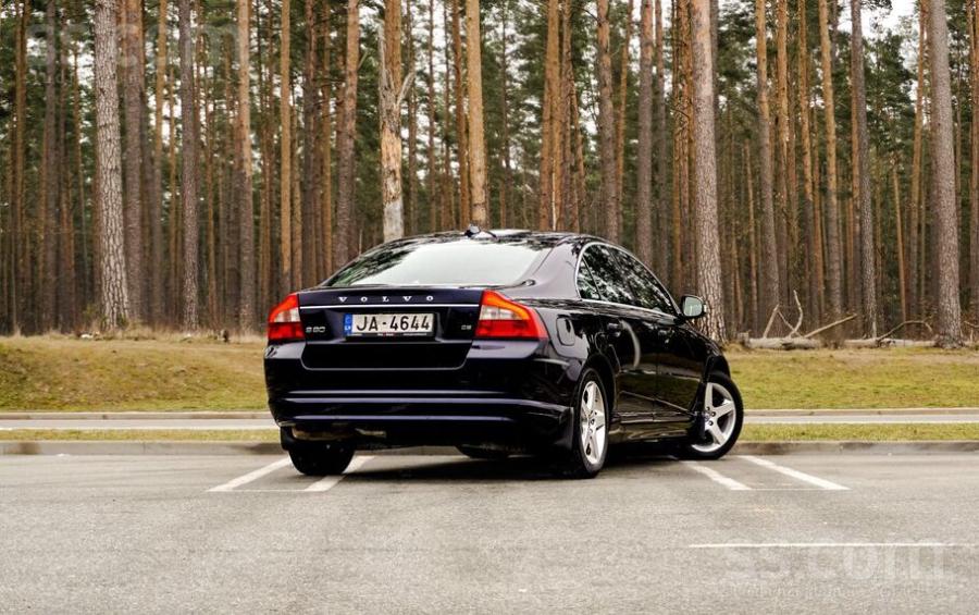 Zils Volvo S80 2008 Rīga, ar dzinēja tilpumu 2.40 L un nobraukumu 369 tūkst. km par 4590 €, foto 6 vietnē AUTOMOTO.COM.LV