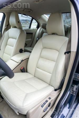 Zils Volvo S80 2008 Rīga, ar dzinēja tilpumu 2.40 L un nobraukumu 369 tūkst. km par 4590 €, foto 27 vietnē AUTOMOTO.COM.LV