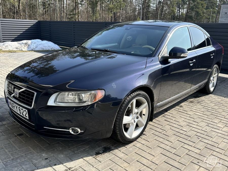 Blue Volvo S80 2008 in Vilnius, with an engine capacity of 2.40 L and mileage of 335 thousand km for 2700 €, photo 1 on AUTOMOTO.COM.LV