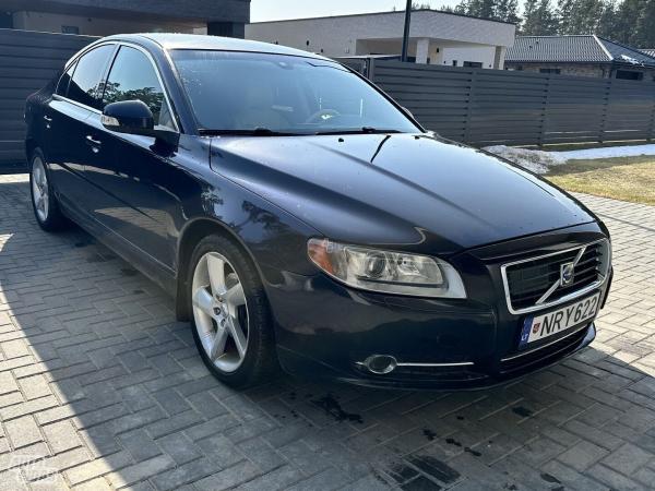 Blue Volvo S80 2008 in Vilnius, with an engine capacity of 2.40 L and mileage of 335 thousand km for 2700 €, photo 2 on AUTOMOTO.COM.LV