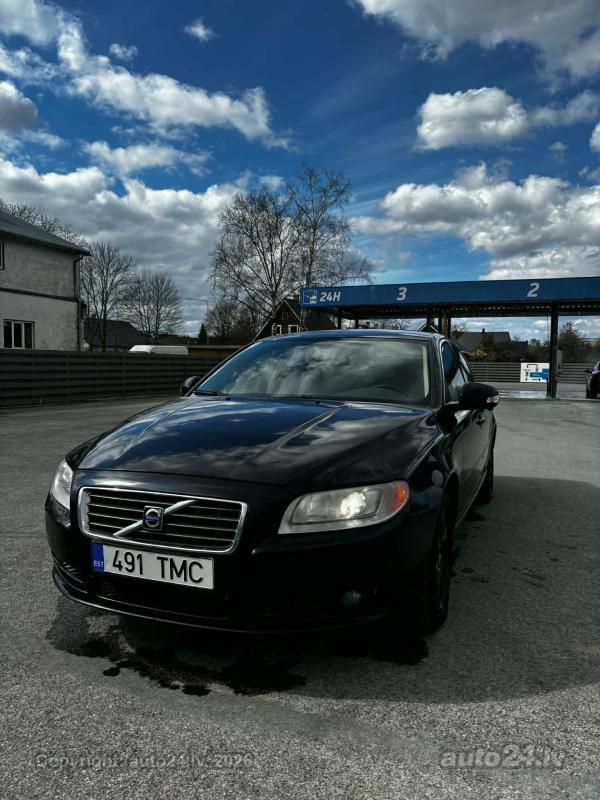 Blue Volvo S80 2008 in Rakvere, with an engine capacity of 2.40 L and mileage of 415 thousand km for 3200 €, photo 1 on AUTOMOTO.COM.LV