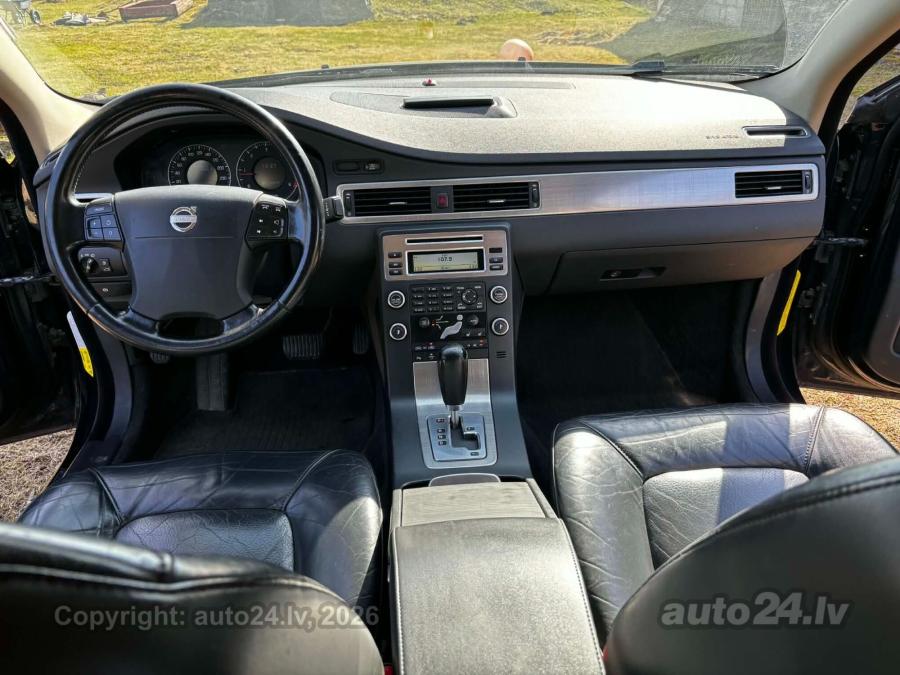 Zils Volvo S80 2008 Rakvere, ar dzinēja tilpumu 2.40 L un nobraukumu 415 tūkst. km par 3200 €, foto 7 vietnē AUTOMOTO.COM.LV