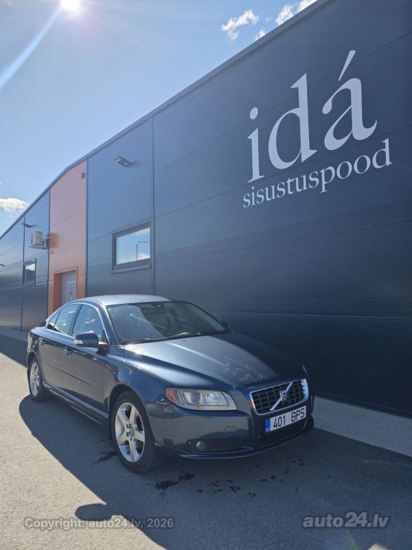 Blue Volvo S80 2008 in Kuressaare, with an engine capacity of 2.40 L and mileage of 320 thousand km for 2500 €, photo 1 on AUTOMOTO.COM.LV