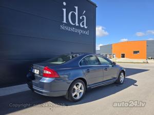 Zils Volvo S80 2008 Kuresāre, ar dzinēja tilpumu 2.40 L un nobraukumu 320 tūkst. km par 2500 €, foto 6 vietnē AUTOMOTO.COM.LV