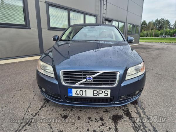 Blue Volvo S80 2008 in Parnu, with an engine capacity of 2.40 L and mileage of 325 thousand km for 3800 €, photo 2 on AUTOMOTO.COM.LV