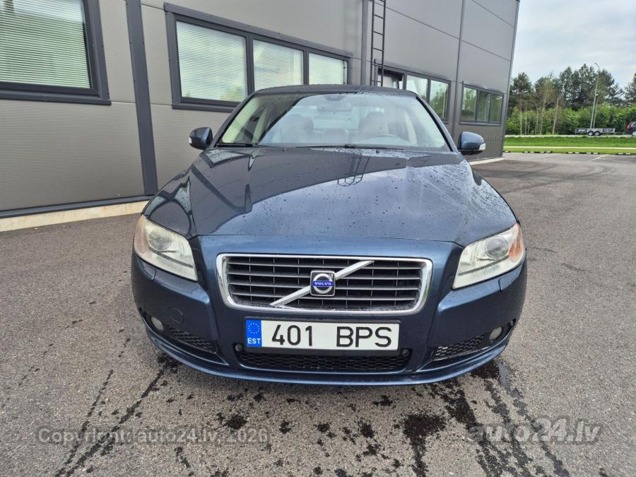 Zils Volvo S80 2008 Pērnava, ar dzinēja tilpumu 2.40 L un nobraukumu 325 tūkst. km par 3800 €, foto 3 vietnē AUTOMOTO.COM.LV