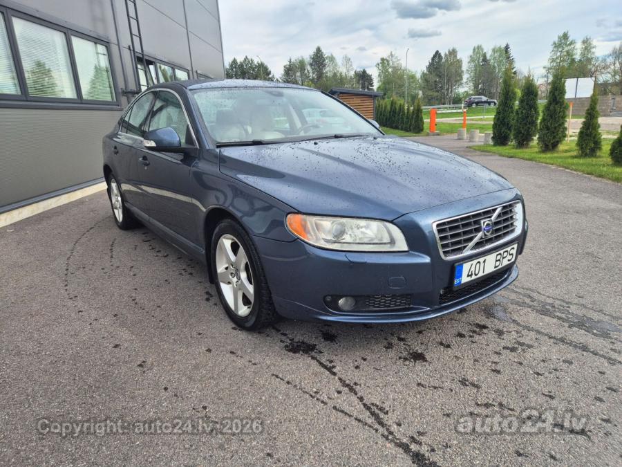 Zils Volvo S80 2008 Pērnava, ar dzinēja tilpumu 2.40 L un nobraukumu 325 tūkst. km par 3800 €, foto 4 vietnē AUTOMOTO.COM.LV