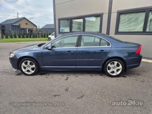 Zils Volvo S80 2008 Pērnava, ar dzinēja tilpumu 2.40 L un nobraukumu 325 tūkst. km par 3800 €, foto 7 vietnē AUTOMOTO.COM.LV