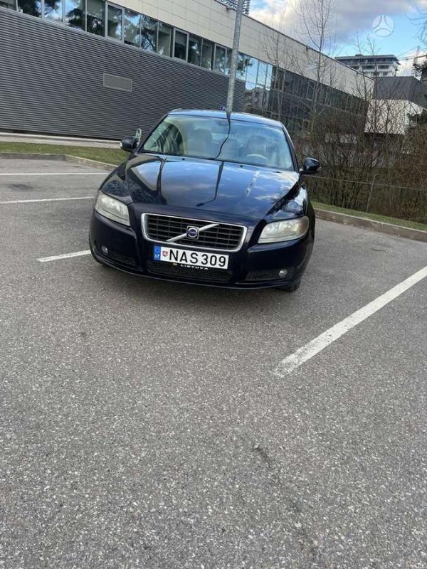 Blue Volvo S80 2008 in Vilnius, with an engine capacity of 2.40 L and mileage of 437 thousand km for 2200 €, photo 2 on AUTOMOTO.COM.LV