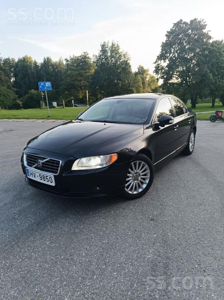 Blue Volvo S80 2008 in Riga, with an engine capacity of 2.00 L and mileage of 262 thousand km for 3300 €, photo 8 on AUTOMOTO.COM.LV