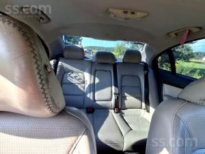 Blue Volvo S80 2008 in Riga, with an engine capacity of 2.00 L and mileage of 262 thousand km for 3300 €, photo 11 on AUTOMOTO.COM.LV