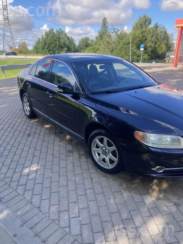 Blue Volvo S80 2008 in Talsi, with an engine capacity of 2.40 L and mileage of 326 thousand km for 2800 €, photo 1 on AUTOMOTO.COM.LV