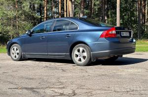 Blue Volvo S80 2008 in Riga, with an engine capacity of 2.40 L and mileage of 282 thousand km for 2900 €, photo 6 on AUTOMOTO.COM.LV