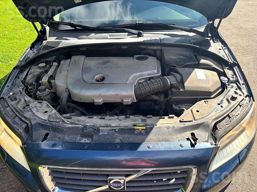 Blue Volvo S80 2008 in Riga, with an engine capacity of 2.40 L and mileage of 282 thousand km for 2900 €, photo 14 on AUTOMOTO.COM.LV
