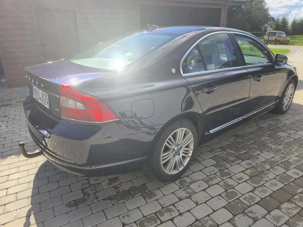 Blue Volvo S80 2008 in Silale, with an engine capacity of 2.40 L and mileage of 297 thousand km for 6200 €, photo 4 on AUTOMOTO.COM.LV