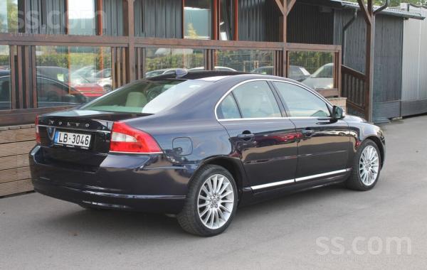 Zils Volvo S80 2008 Rīga, ar dzinēja tilpumu 2.40 L un nobraukumu 0 tūkst. km par 3650 €, foto 9 vietnē AUTOMOTO.COM.LV