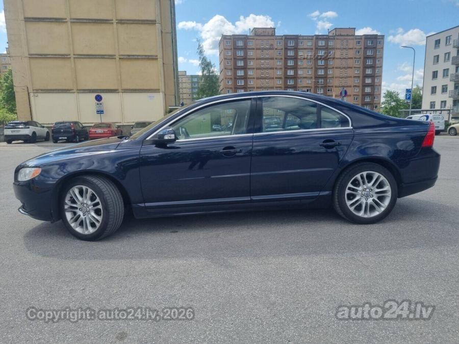 Zils Volvo S80 2009 Tallina, ar dzinēja tilpumu 2.40 L un nobraukumu 352 tūkst. km par 4500 €, foto 2 vietnē AUTOMOTO.COM.LV