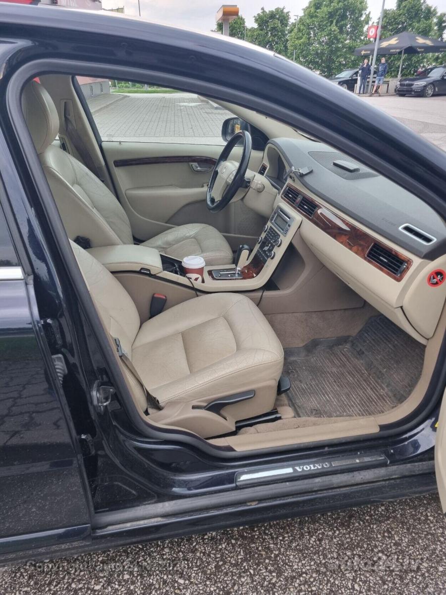 Zils Volvo S80 2009 Tallina, ar dzinēja tilpumu 2.40 L un nobraukumu 352 tūkst. km par 4500 €, foto 8 vietnē AUTOMOTO.COM.LV