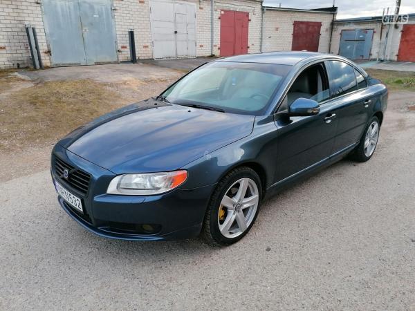 Blue Volvo S80 2009 in Utena, with an engine capacity of 2.40 L and mileage of 313 thousand km for 2500 €, photo 1 on AUTOMOTO.COM.LV