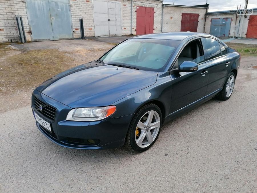 Blue Volvo S80 2009 in Utena, with an engine capacity of 2.40 L and mileage of 313 thousand km for 2500 €, photo 1 on AUTOMOTO.COM.LV