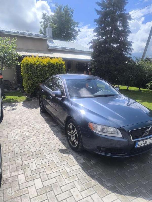 Blue Volvo S80 2009 in Siauliai, with an engine capacity of 2.40 L and mileage of 324 thousand km for 3699 €, photo 2 on AUTOMOTO.COM.LV