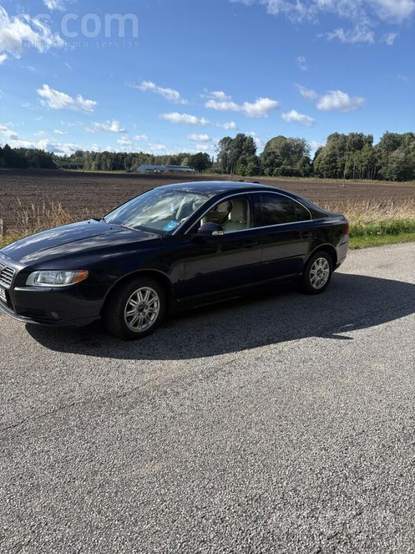 Blue Volvo S80 2009 in Valmiera, with an engine capacity of 2.40 L and mileage of 370 thousand km for 2800 €, photo 3 on AUTOMOTO.COM.LV