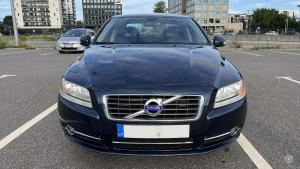 Blue Volvo S80 2010 in Vilnius, with an engine capacity of 2.40 L and mileage of 355 thousand km for 4000 €, photo 3 on AUTOMOTO.COM.LV