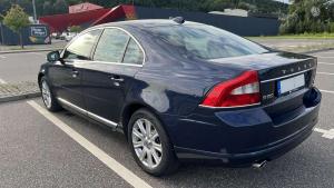 Blue Volvo S80 2010 in Vilnius, with an engine capacity of 2.40 L and mileage of 355 thousand km for 4000 €, photo 8 on AUTOMOTO.COM.LV