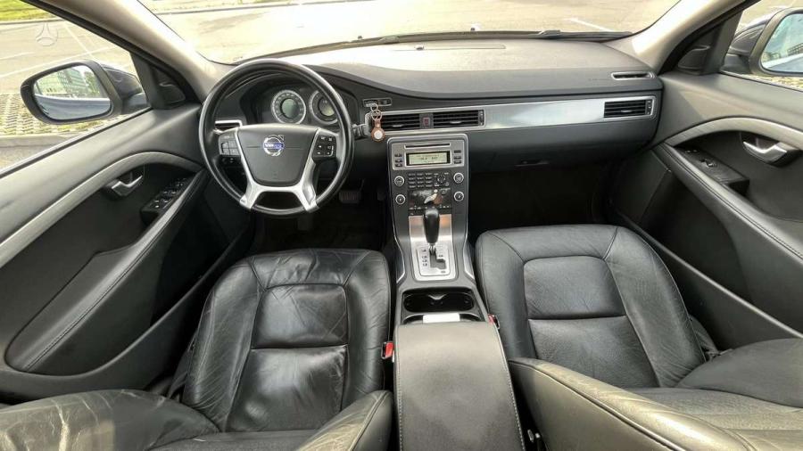 Blue Volvo S80 2010 in Vilnius, with an engine capacity of 2.40 L and mileage of 355 thousand km for 4000 €, photo 14 on AUTOMOTO.COM.LV