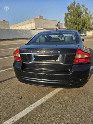 Blue Volvo S80 2010 in Kaunas, with an engine capacity of 2.40 L and mileage of 364 thousand km for 3200 €, photo 5 on AUTOMOTO.COM.LV