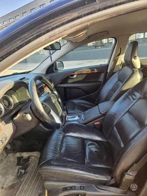 Blue Volvo S80 2010 in Kaunas, with an engine capacity of 2.40 L and mileage of 364 thousand km for 3200 €, photo 10 on AUTOMOTO.COM.LV