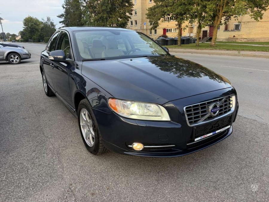 Blue Volvo S80 2010 in Siauliai, with an engine capacity of 1.56 L and mileage of 300 thousand km for 3000 €, photo 3 on AUTOMOTO.COM.LV