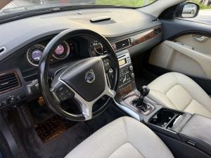 Blue Volvo S80 2010 in Siauliai, with an engine capacity of 1.56 L and mileage of 300 thousand km for 3000 €, photo 14 on AUTOMOTO.COM.LV