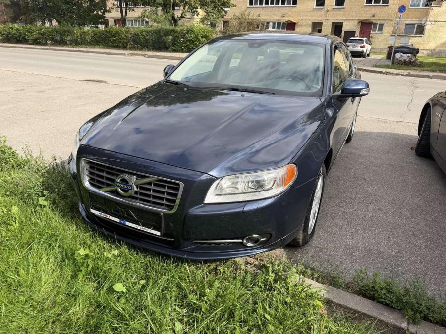 Blue Volvo S80 2010 in Siauliai, with an engine capacity of 1.56 L and mileage of 300 thousand km for 3000 €, photo 19 on AUTOMOTO.COM.LV