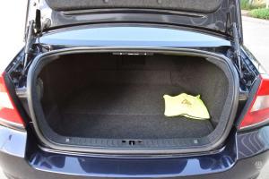Blue Volvo S80 2011 in Vilnius, with an engine capacity of 1.98 L and mileage of 321 thousand km for 5500 €, photo 27 on AUTOMOTO.COM.LV