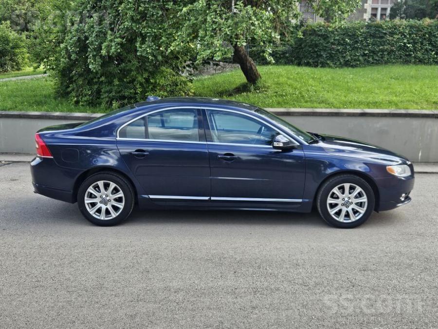 Zils Volvo S80 2011 Jēkabpils, ar dzinēja tilpumu 2.40 L un nobraukumu 323 tūkst. km par 4990 €, foto 4 vietnē AUTOMOTO.COM.LV